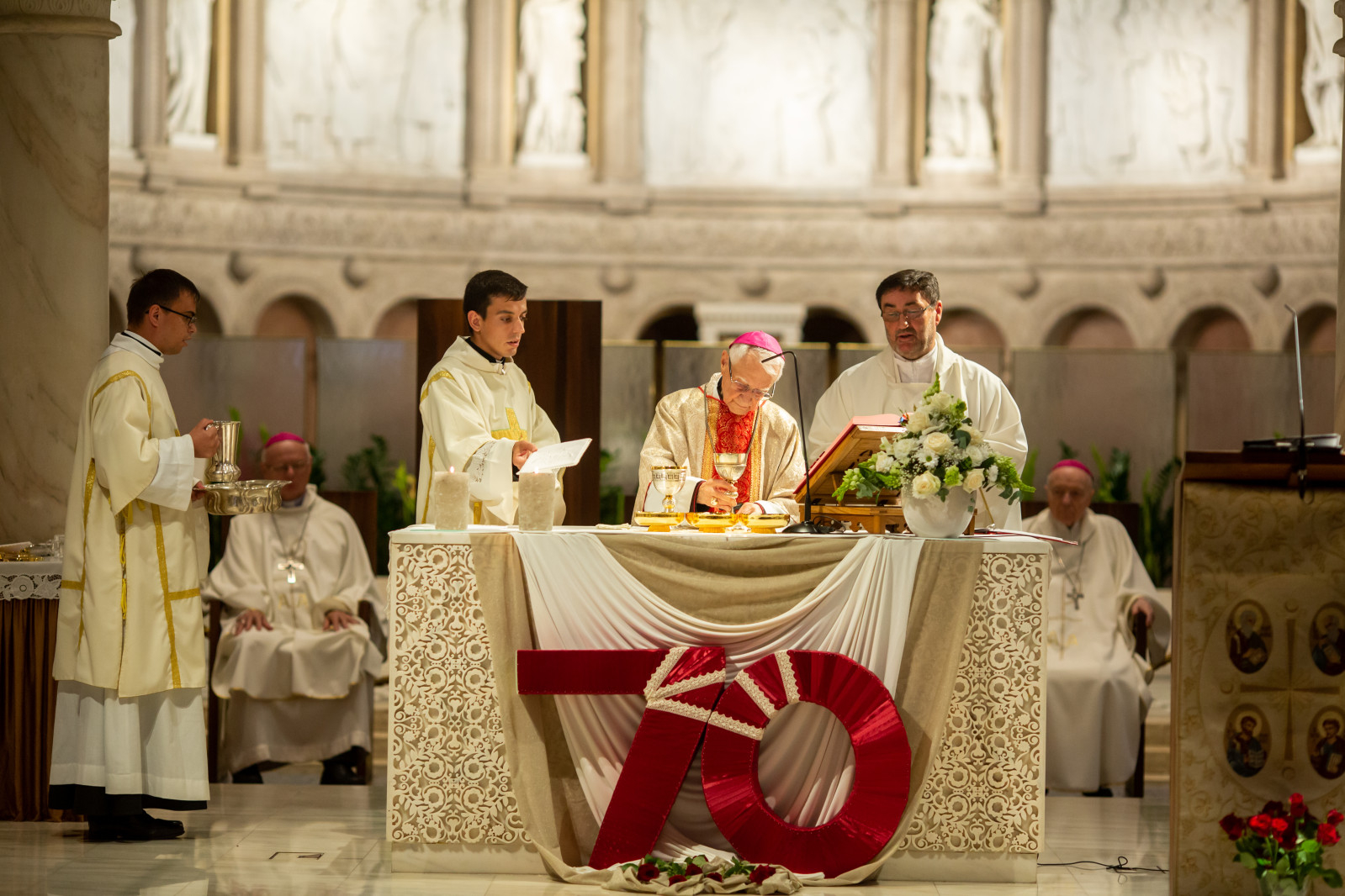 Mit üzen Isten, és mi az én dolgom – Rubinmiséjét ünnepelte Gyulay ...