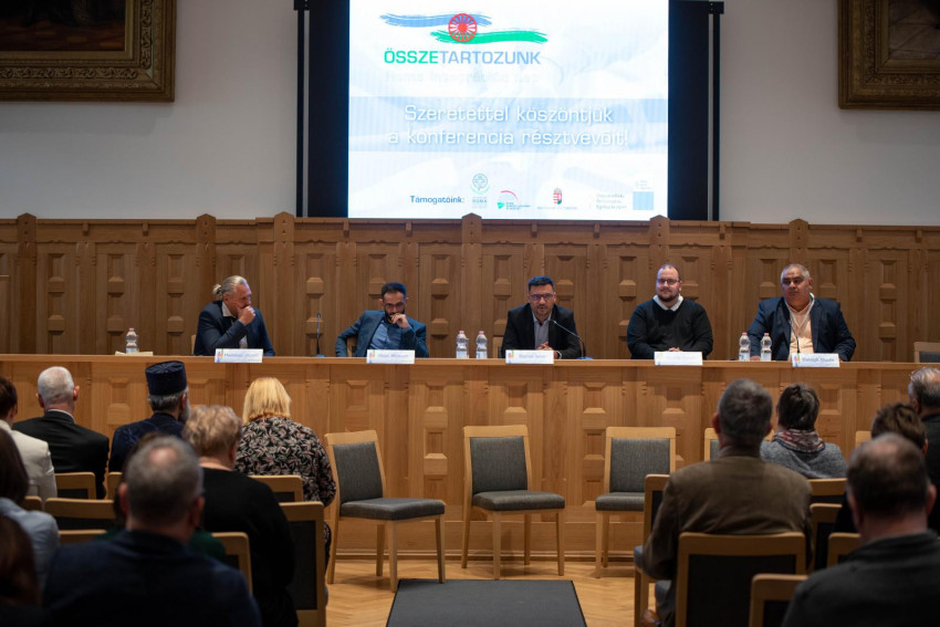„Összetartozunk” – Roma integrációs napot tartottak Budapesten | Magyar ...