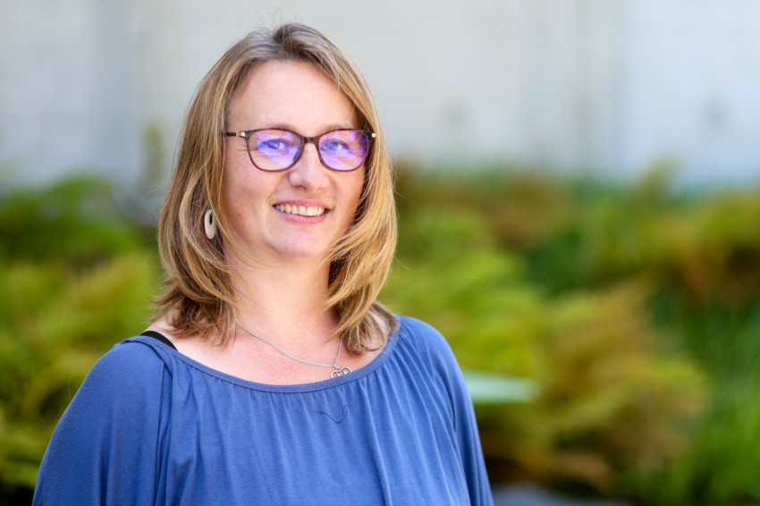 Szabad nemet mondani – Eberlein Éva a gyermekek szexuális neveléséről ...