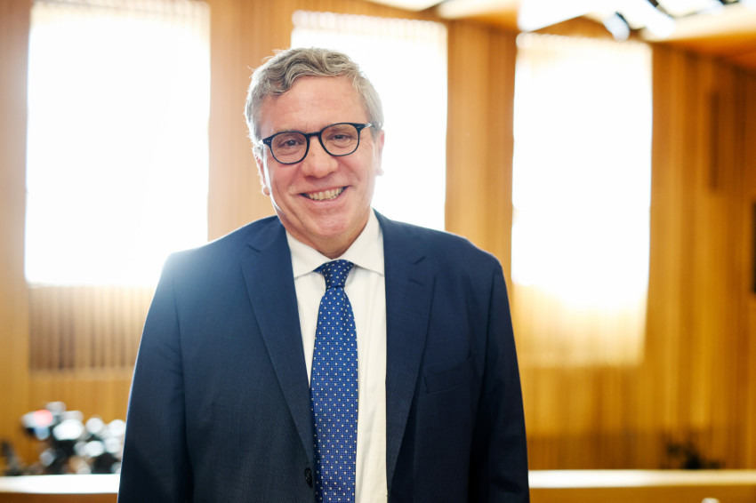 Cesare Zucconi: Keressük a békét és támogassuk a szenvedő ukrán ...