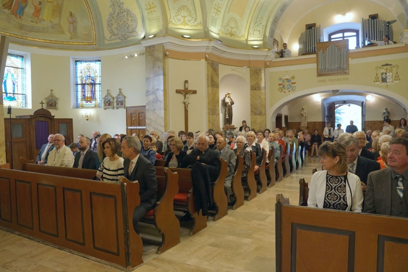 Kétszázötven éves a peregi Szent Mihály-templom | Magyar Kurír ...