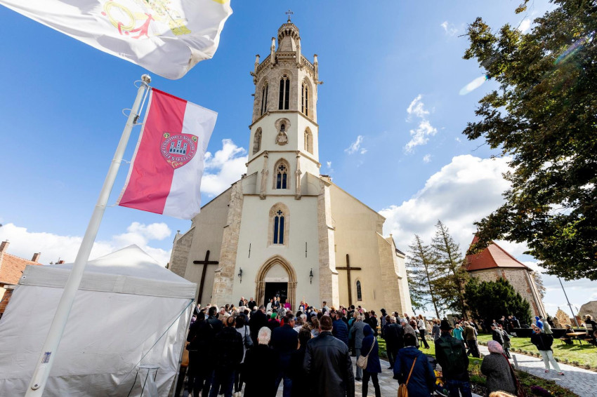 Michael W. Banach apostoli nunciussal ünnepelték Szent Mihály ...