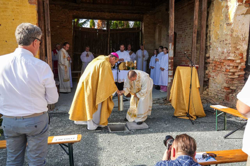 Letették a Boldog Brenner János tiszteletére épülő templom alapkövét ...