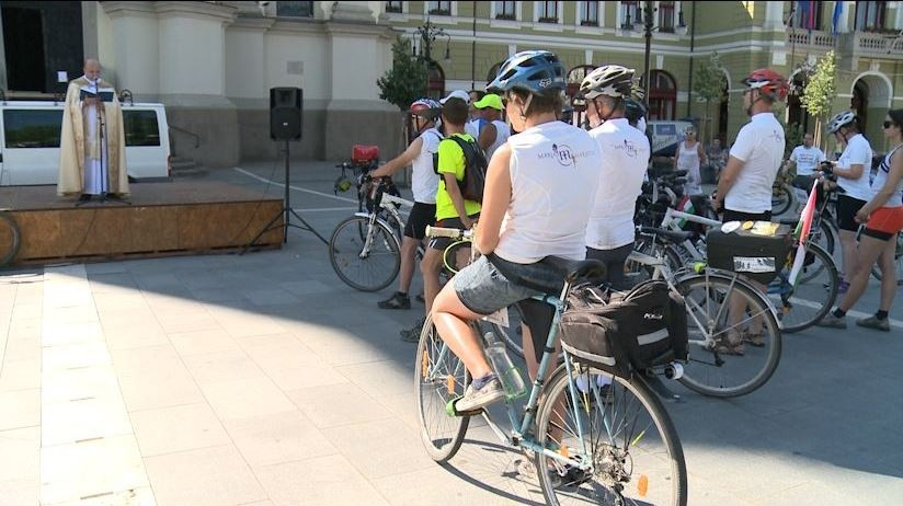 Továbbindult Egerből a Mária Maraton | Magyar Kurír - katolikus hírportál