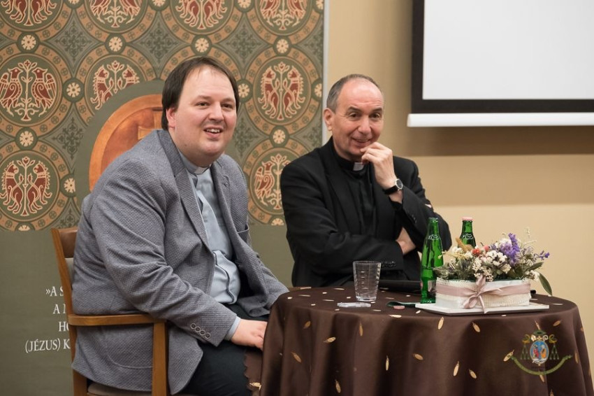 Állandóság és változás – Félévzáró előadás a pécsi Szabadegyetemen ...