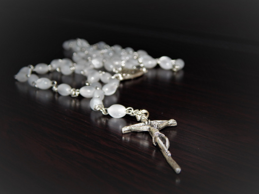 Mária iskolája, október imádsága: a rózsafüzér | Magyar Kurír ...